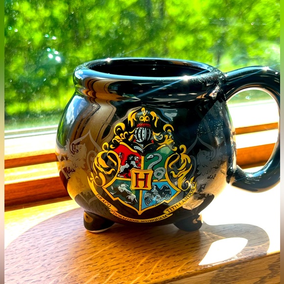 Universal | Dining | Hogwarts Crest Mug The Wizarding World Of Harry ...
